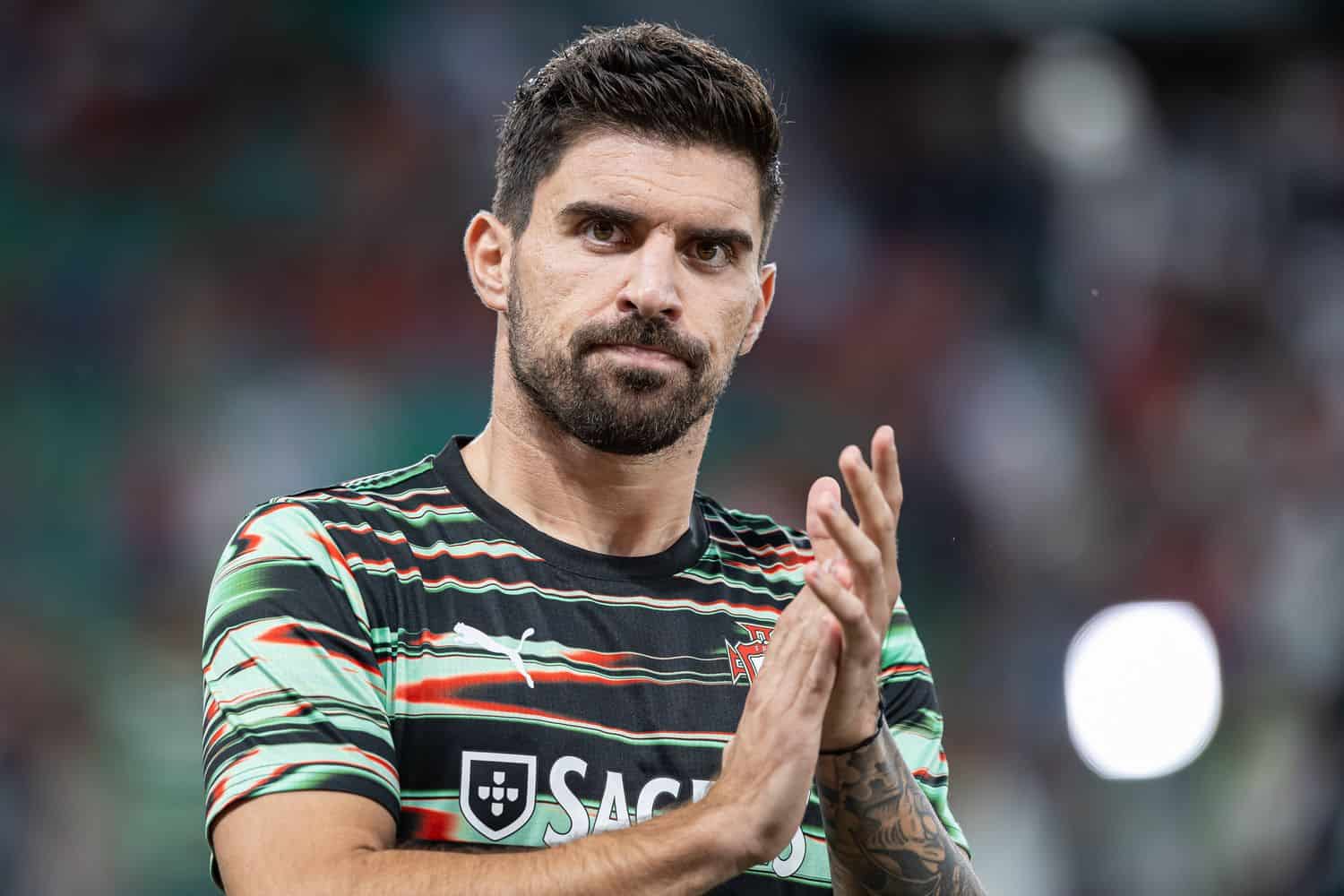 First talks! Is Bayern signing a star from Saudi Arabia? - FCBinside ...